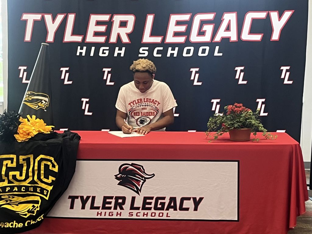 Live Feed | Tyler Legacy High School