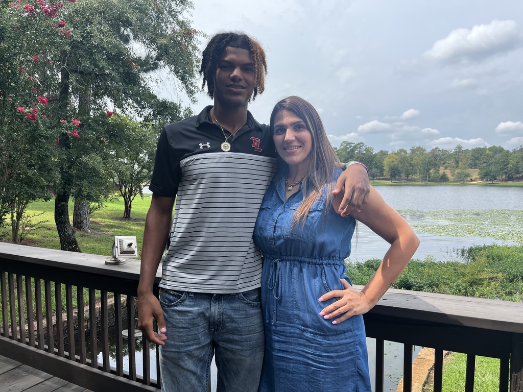 Live Feed | Tyler Legacy High School