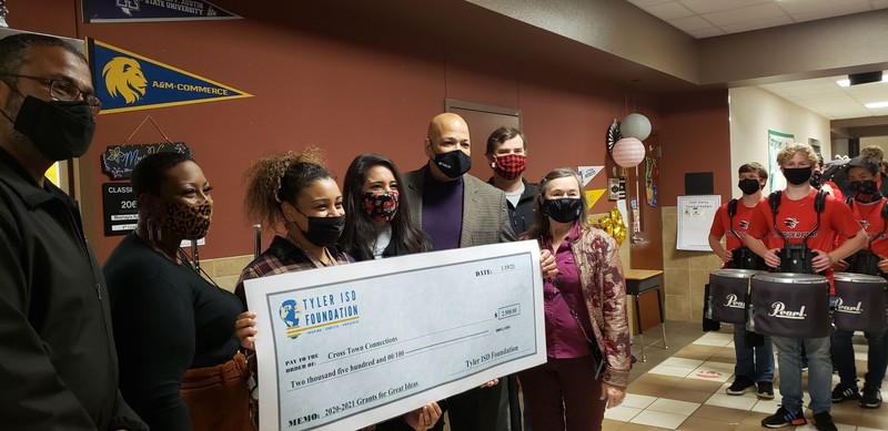 Jones Teacher, Mrs. Kemp, Receives a TISD Foundation Grant | Jones ...