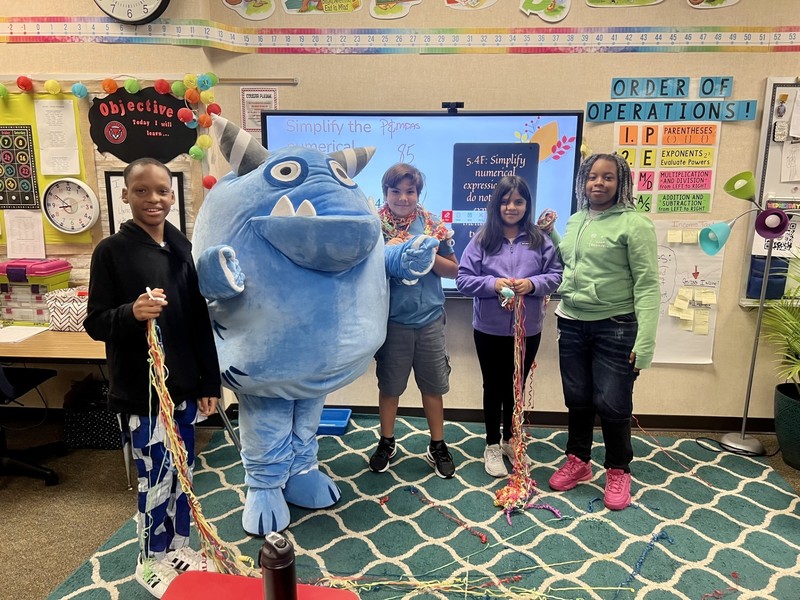 Level Up Thursdays! 🎉 | Clarkston Elementary School