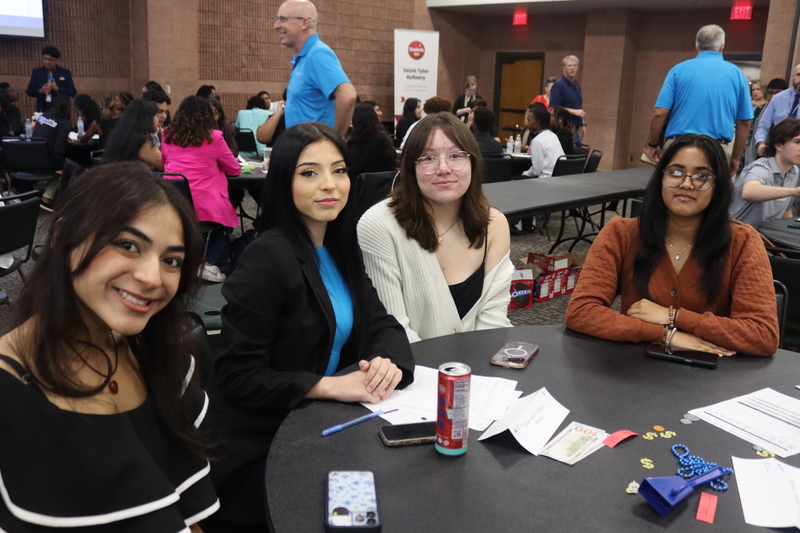 Tyler Legacy Students Participant in Stock Market Challenge | Tyler ...